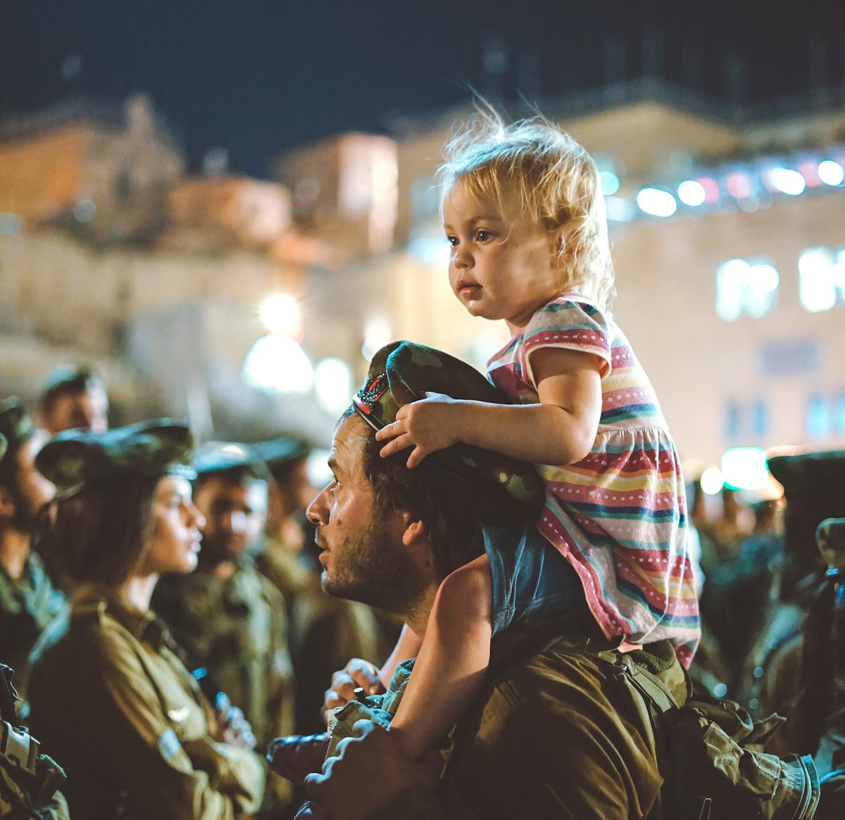 Why does my toddler always want to be carried? - Year of the Dad